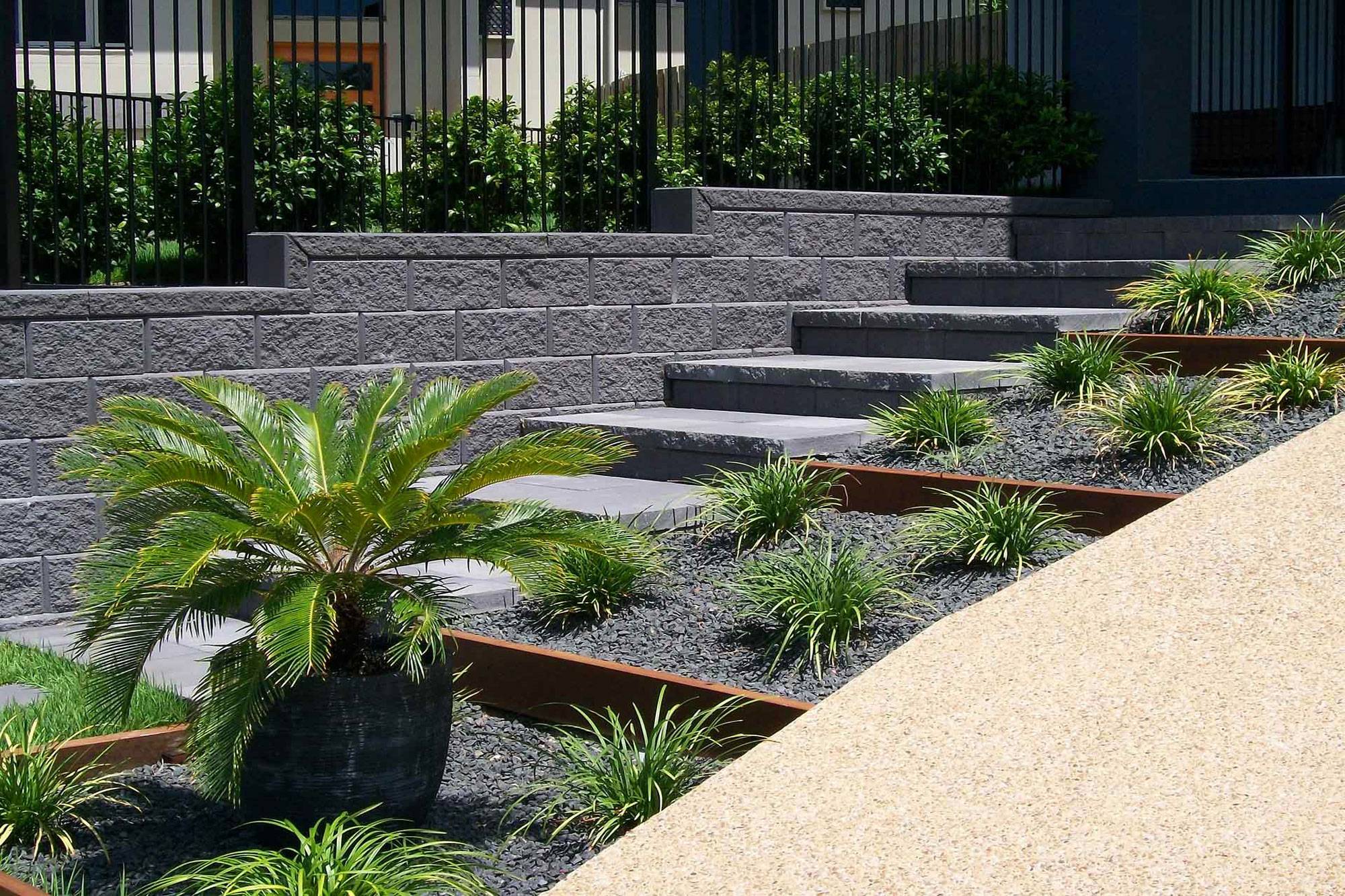 Retaining Walls - Richers Bricks and Pavers
